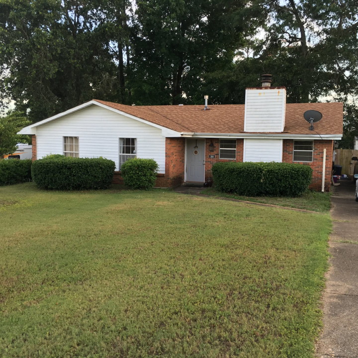 Dog & Pony Show!
Dog Friendly & No Cleaning Fee! - Alabama