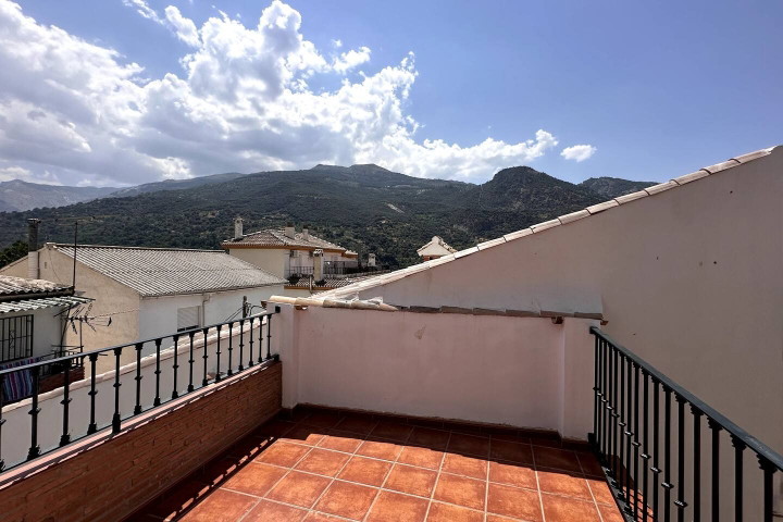 Casa Andaluza Para 10 Con Patio · Sierra Nevada - Güejar Sierra