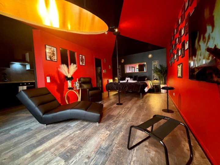 Latelier Des Amoureux Studio à 2 Pas Du Château - Sedán