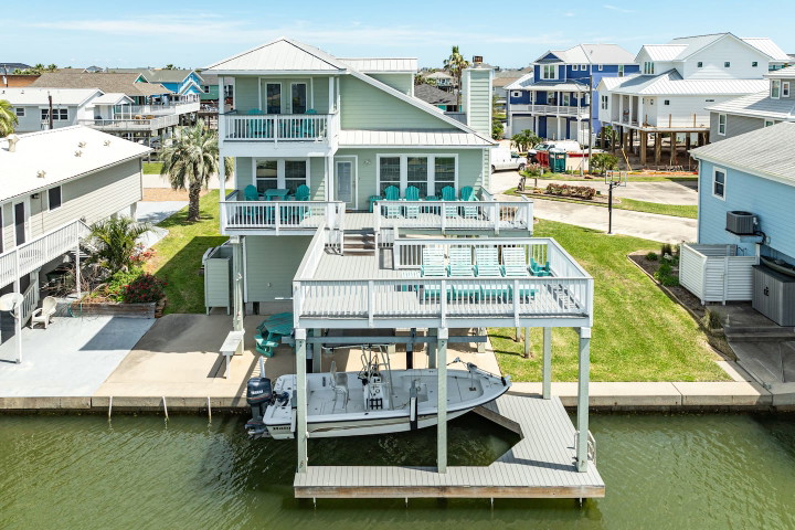 Fish From Deck, Easy Bay Access, Private Dock - 