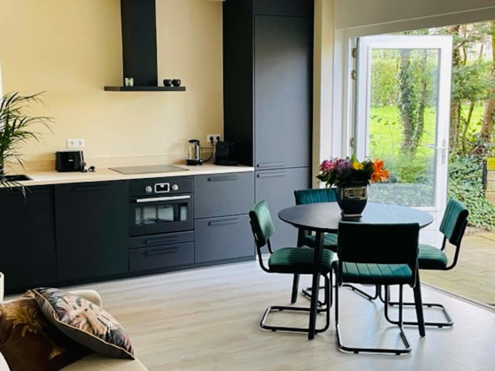 New Luxury Apartment In Ouderkerk - Amstelveen
