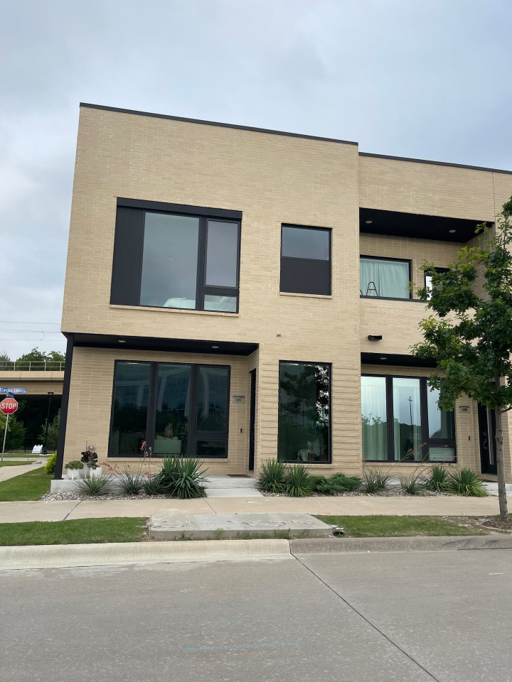 Cityline Rooftop Abode - Richardson, TX