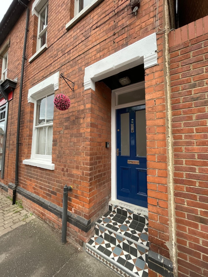 Victorian Townhouse In Picturesque Market Town - Gloucestershire