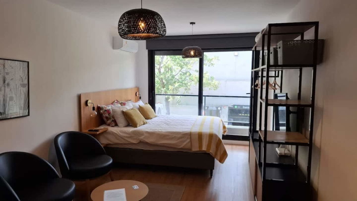 Olivo - Comfortable And Bright In Front Of Shopping - Montevideo