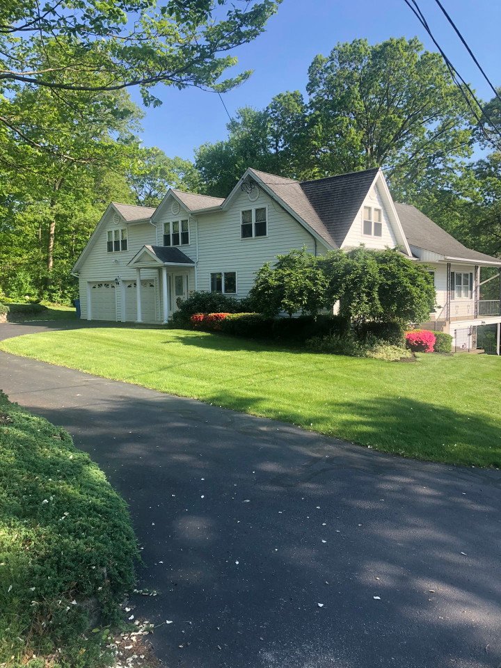 Everything You Need! Full Apartment! - Connecticut