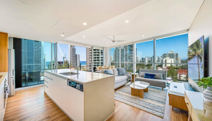 Surfers Paradise - 2 Bed + Great Views + Pool - Surfers Paradise