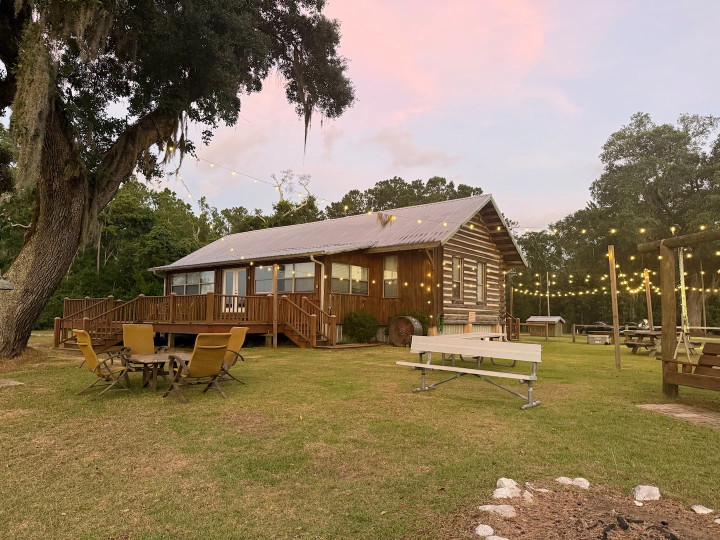 Riverside Cabin Getaway | Dock + Boat Access - Alabama