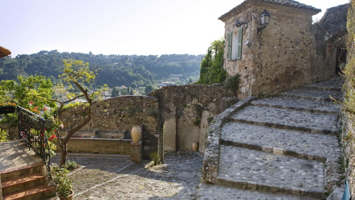 The Apartment With Old Walls - Biot