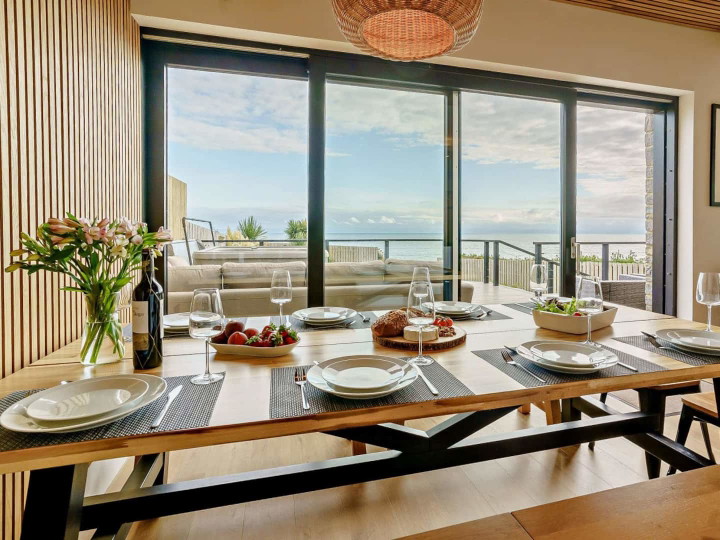 4 Bed In Bridgend (Oc-92972) - Bridgend