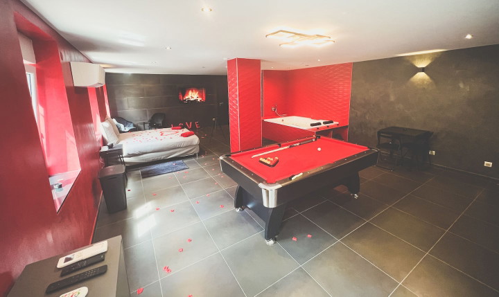 Loft With Private Jacuzzi, Pool Table And Balcony, 10 Mins From Strasbourg - Strasbourg