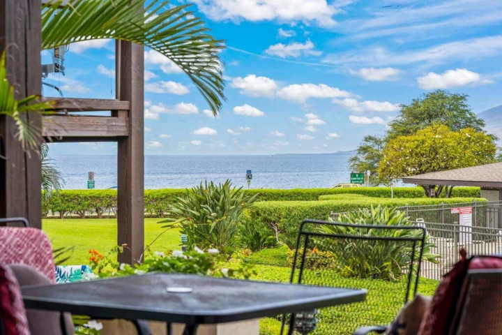 Ground Floor, Oceanview, Updated Coastal Style Gem - Maui