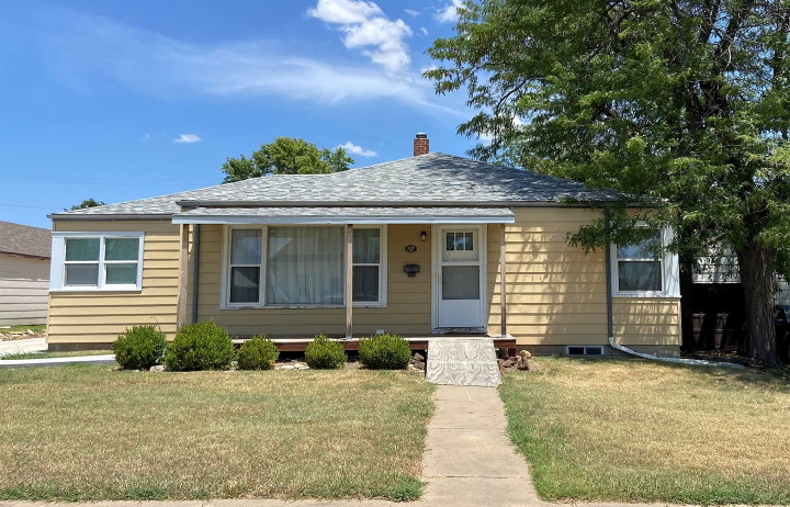 Large Space, Recently Renovated 7 Bedrooms 3 Bath! - Kansas (State)