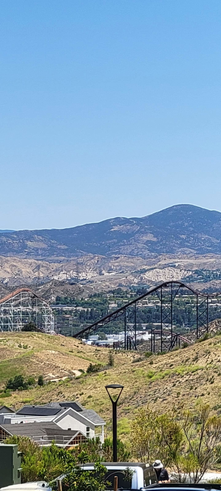 Modern Luxury Condo With Stunning Mountain Views - Santa Clarita, CA