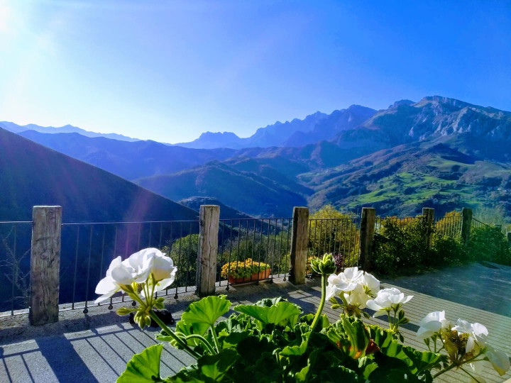 Le Mirador De Cobeña Ii. Airs De Liébana à Picos - Cantabrie