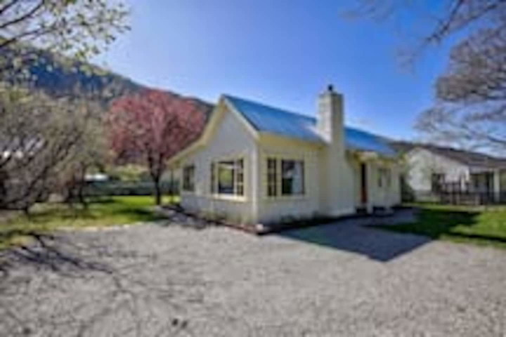 Aberdeen Cottage | Heart Of Arrowtown | Beautiful - Arrowtown