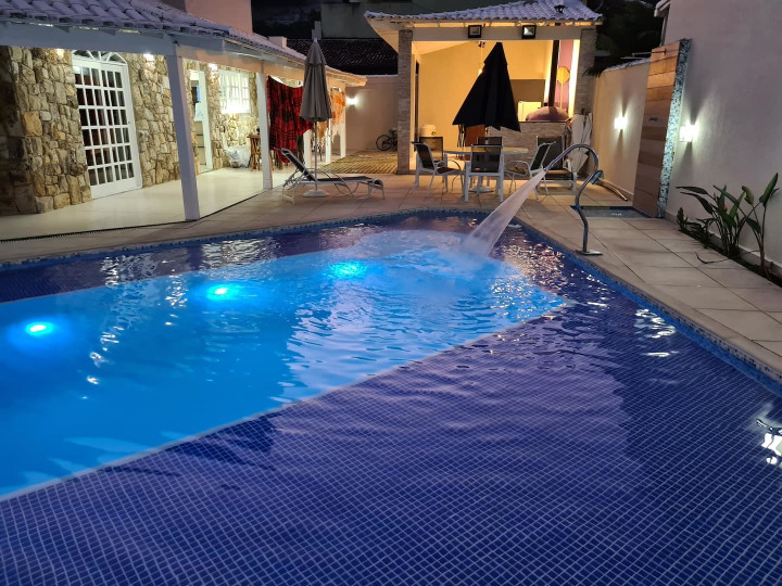 Magnífica Casa De Frente A Praia De Garatucaia - Ilha Grande