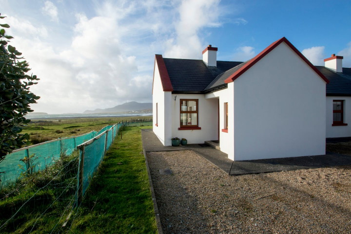 1 Minaun Cliff Cottages
Achillireland - Achill Island