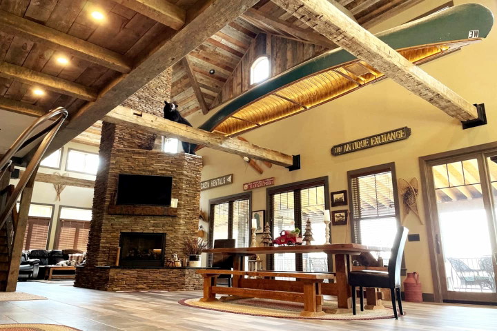 Luxury Lakehouse - Private Dock & Small Beach, Kayaks, And Fire Pit Near Acadia. - Maine