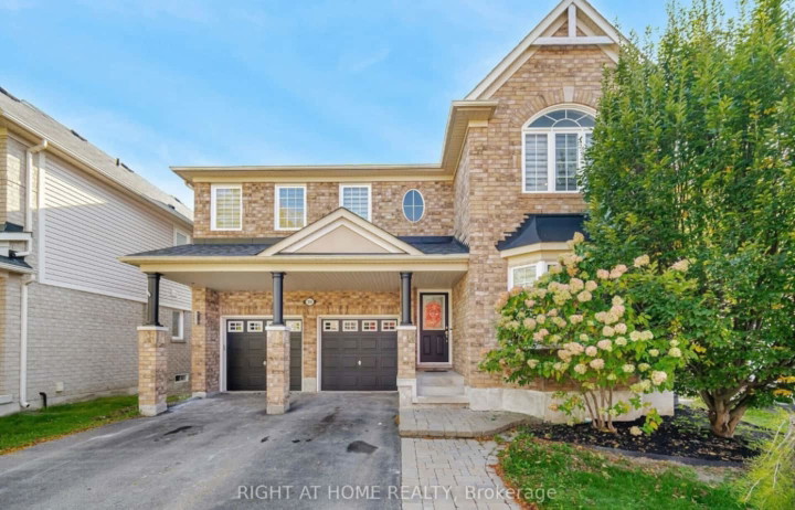 Elegante Y Luminosa Casa - Alliston