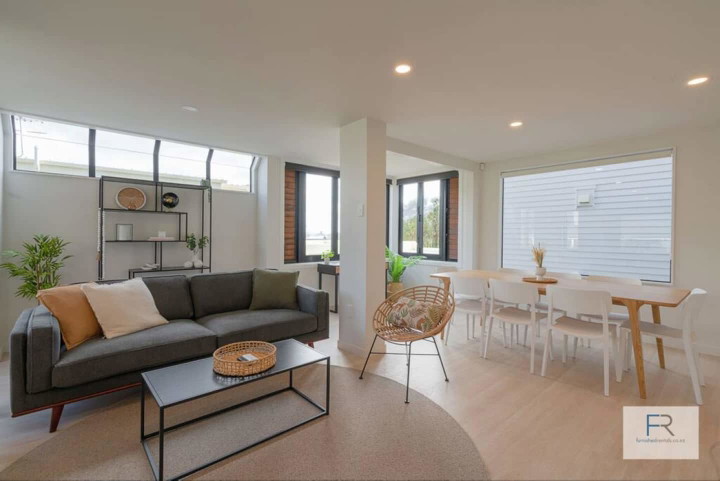 Stunning Orakei Residence|by Furnished Rentals - Auckland