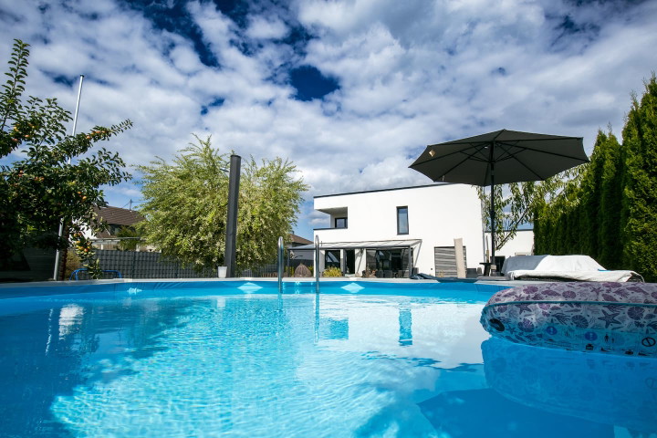 Großzügiges Haus Mit Pool Am Stadtrand Von Bonn - Meckenheim