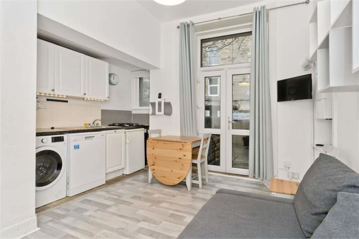 Entire Flat In Abbeyhill (A9) - エディンバラ