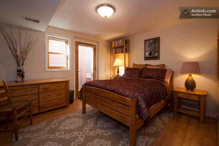 Private Entrance Garden Suite - Boulder, CO