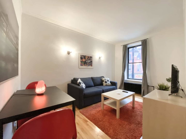 Plateau Charm  Best Location  Cozy Terrace  Ac - 