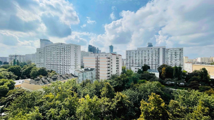 Skyline Oasis Central 9th-floor Apartment! - Varsovia