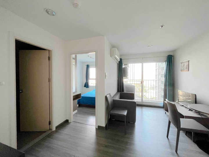 Trust Erawan Minimal Flat On Bts Sukhumvit Line - Thailand