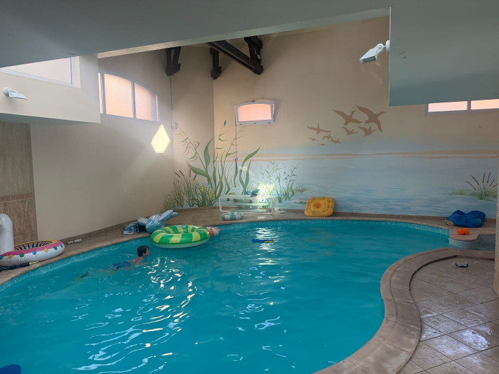 ÉLégante Demeure De Charme Avec Piscine Intérieure - San Quintín