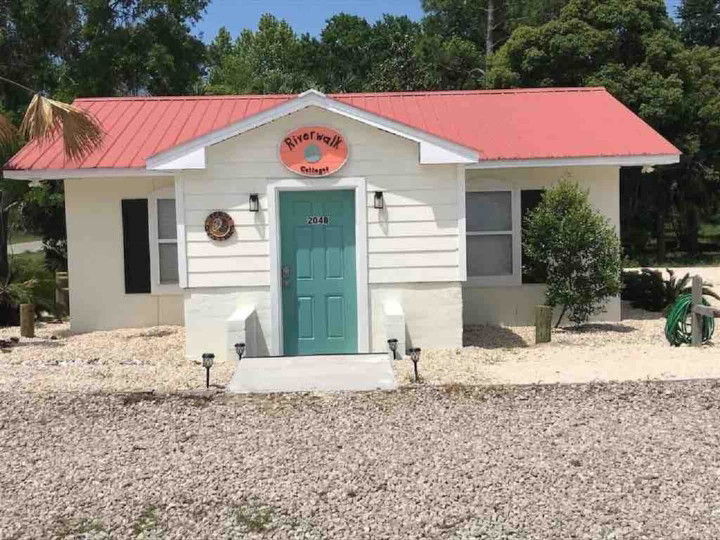 The Oyster Bed- Riverwalk Cottages Unit 204 B - Florida