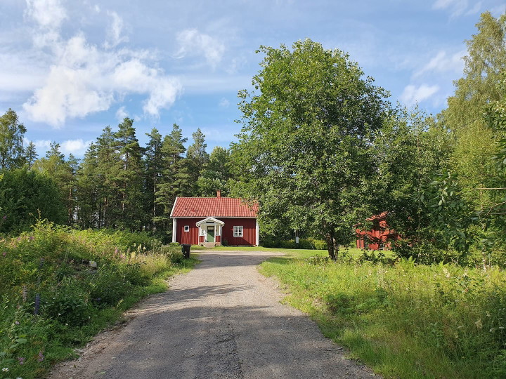 Björnvållsfallet - A Cottage In The Forest - Munkfors