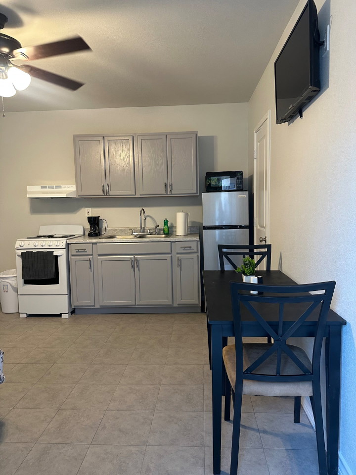 Beautiful Studio Fuly Equipped - Laredo, TX