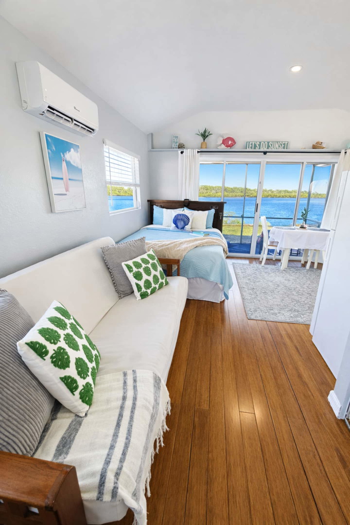 Bay Water Front Venice Fl Coastal Charm Cottage - Venice, FL