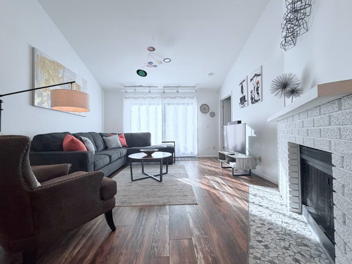 Modern Apartment 2 Bedrooms 1 Bathroom - Colorado