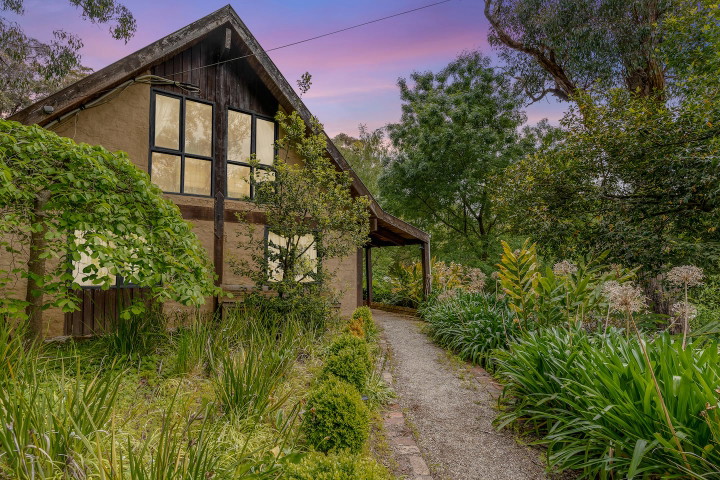 Myrtle Loft - Sun-kissed Forest Garden, Emerald -