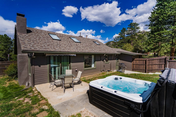 Hot Tub, Fenced Dog Yard, Ac, Nat'l Park Views - Estes Park, CO