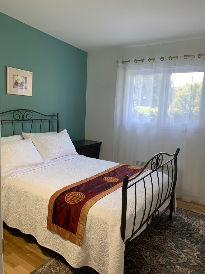 Room With Confortable Bed - Granby