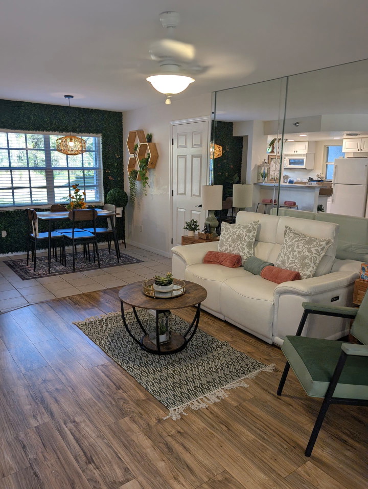 Nude Garden Retreat - Ground Floor Freedom - Odessa, FL