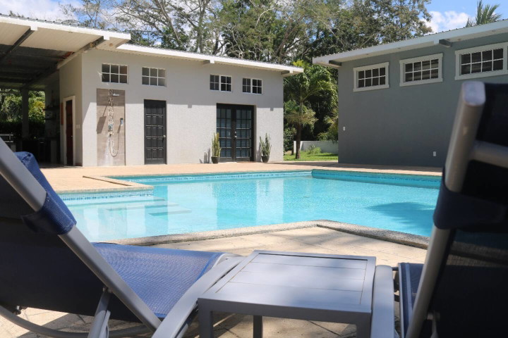 Charming Tropical Getaway With Pool - Belmopan