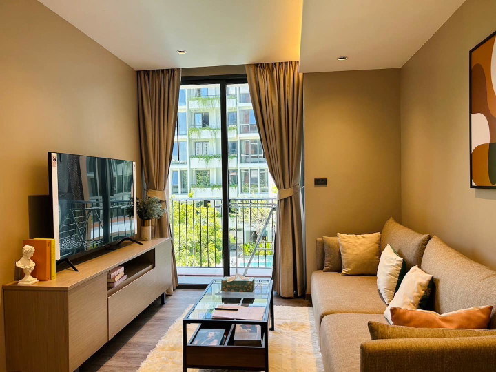 2 Bedrooms | Spacious/modern/stylish/bts Ekkamai - Bangkok