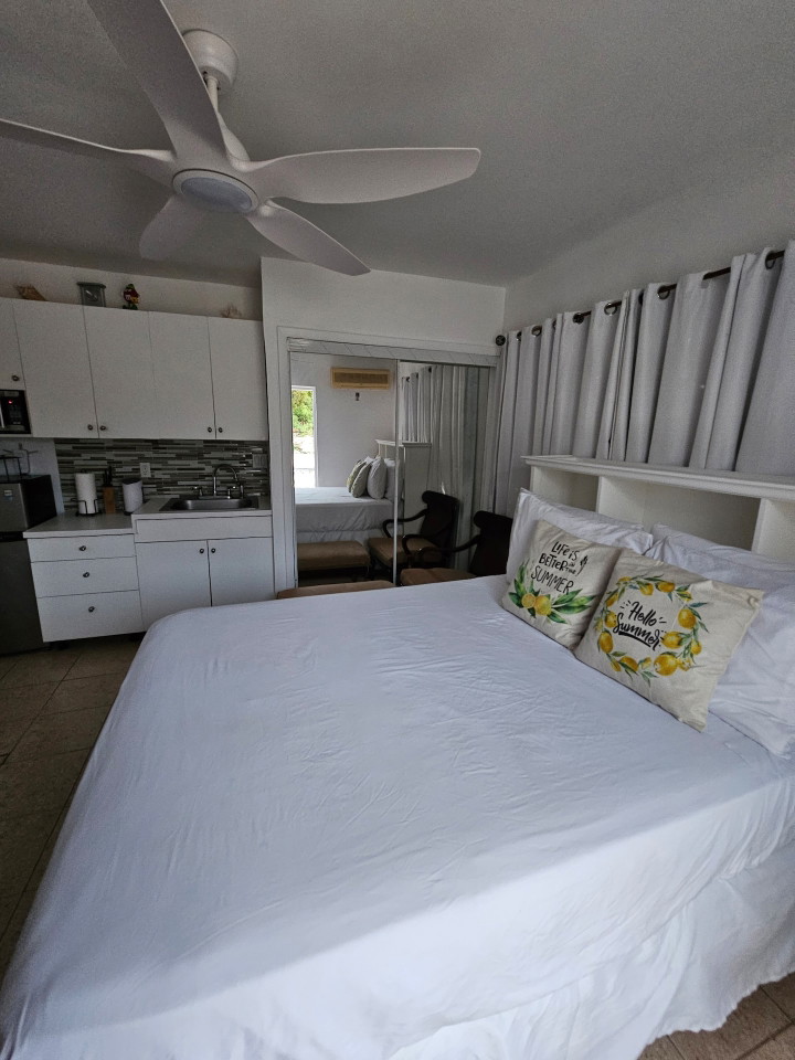 Island's Eye Studio W/ Vehicle Small Fee - Turks and Caicos Islands