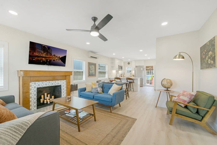 Mid-century Craftsman Home Walkable Normal Heights - San Diego