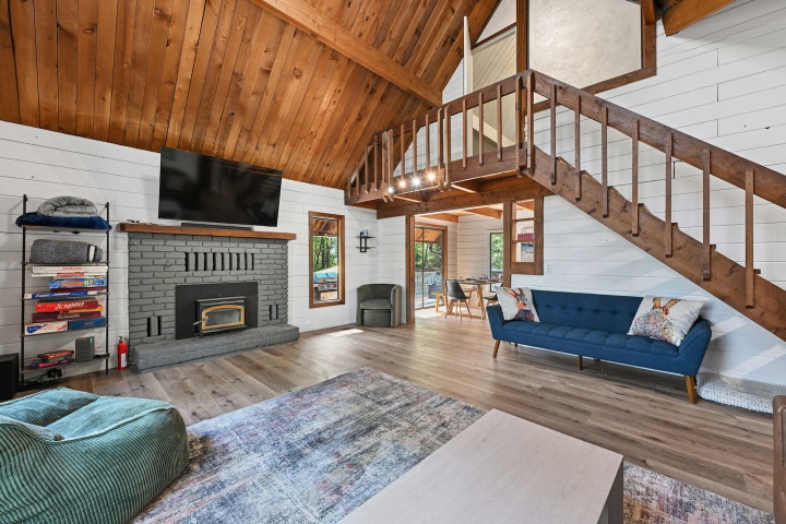Hill Top Cabin W/ Seperate Game Room And Hot Tub - Grass Valley, CA