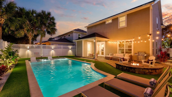 Luxe $1m Beach Home | Heated Pool | 5blks To Ocean - Jacksonville Beach, FL
