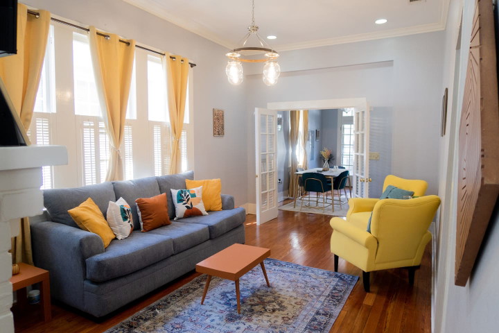 Beautiful Cottage - Prime Downtown Location! 2 Miles To Lsu! - Baton Rouge, LA