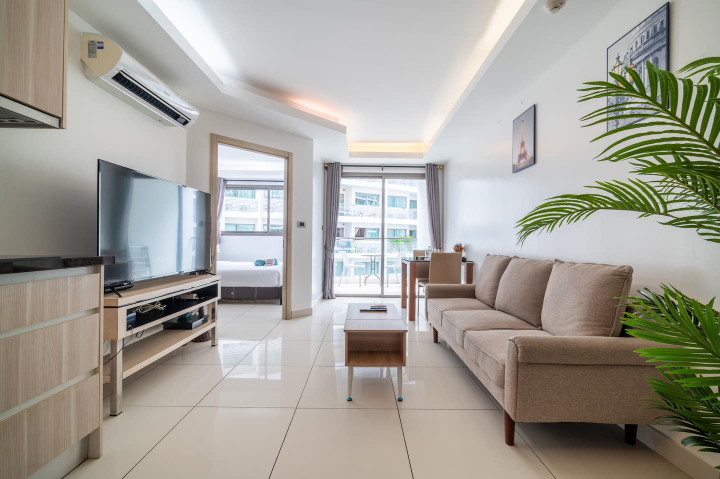 Laguna Beach Resort-40 Sqm_poolview[l1_a509] - Pattaya City
