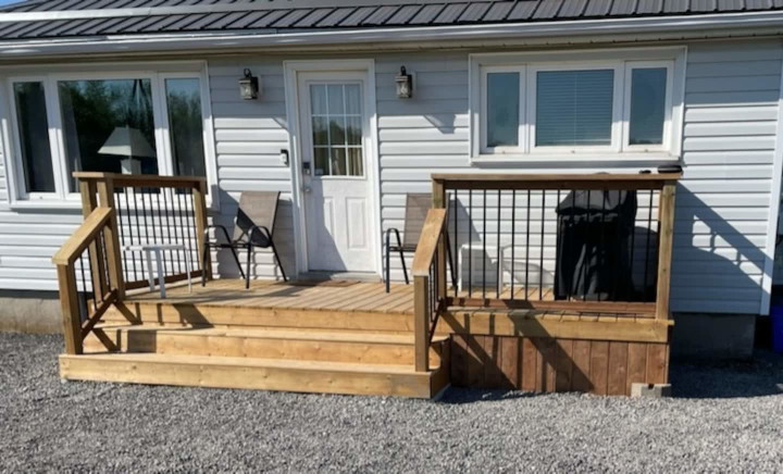 Steps To Lake On The Mountain, 10minutes To Picton - Prince Edward County
