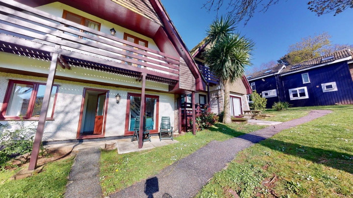 87 Strawberry Hill, Tolroy Manor - Hayle